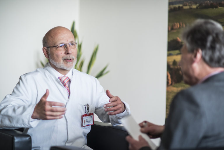 Prof. Behr im Gespräch über seine Reise nach Neuseeland - Klinikum Fulda