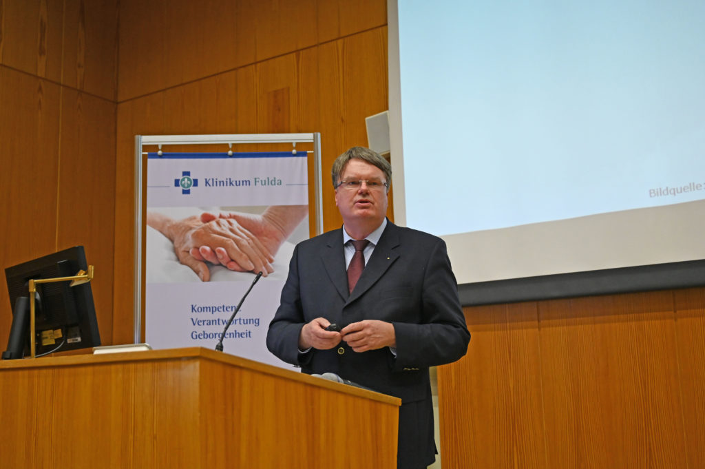 Verabschiedung von Apothekendirektor Prof. Dr. rer. nat Roland Radziwill - Klinikum Fulda